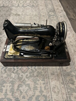 Sewing Machines - 1929 Singer Sewing Machine