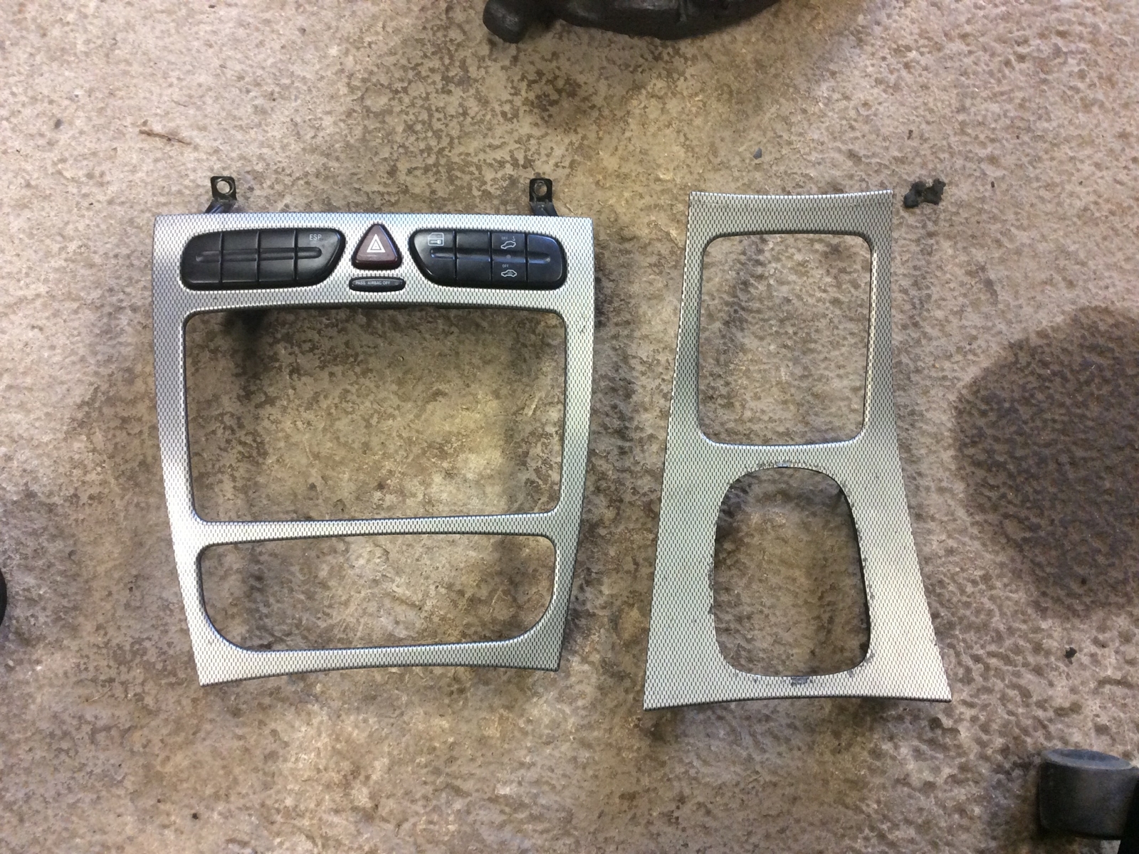 Mercedes C W203 Centre Dash Trim Hazard Switch | eBay UK