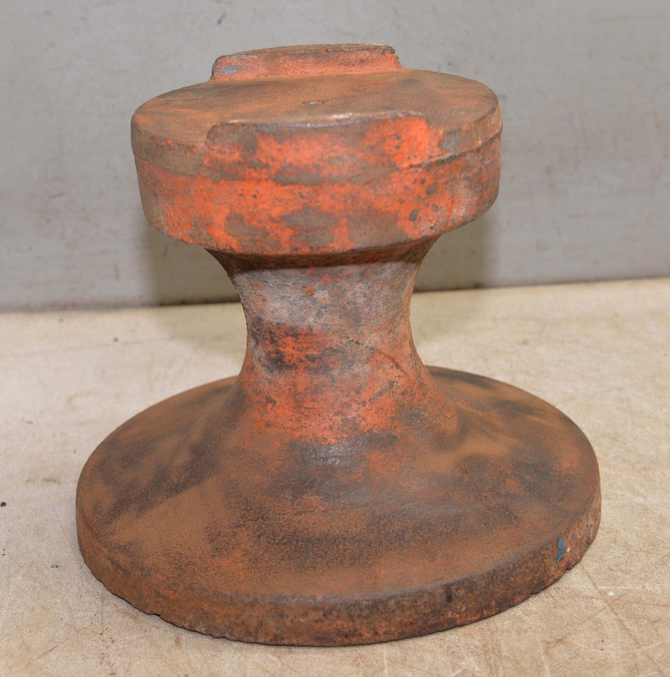 60 lb cast iron vise or anvil stand collectible blacksmith tool base ...