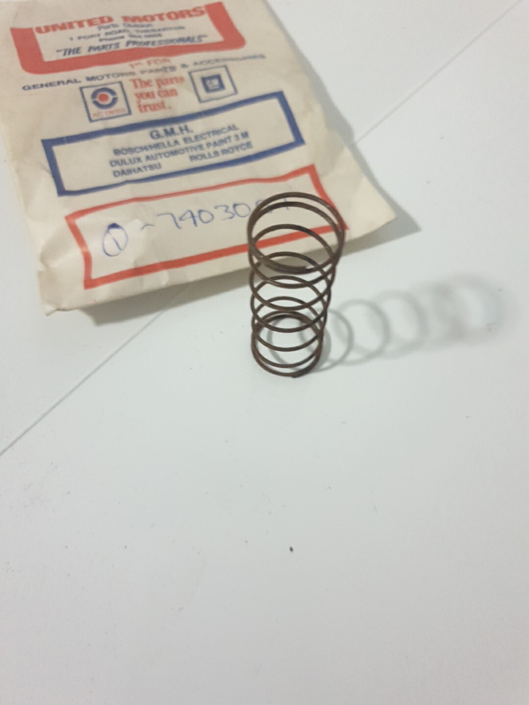 Holden FE, FC Accelerator Linkage Assembly Anti Rattle Spring X 1 ...