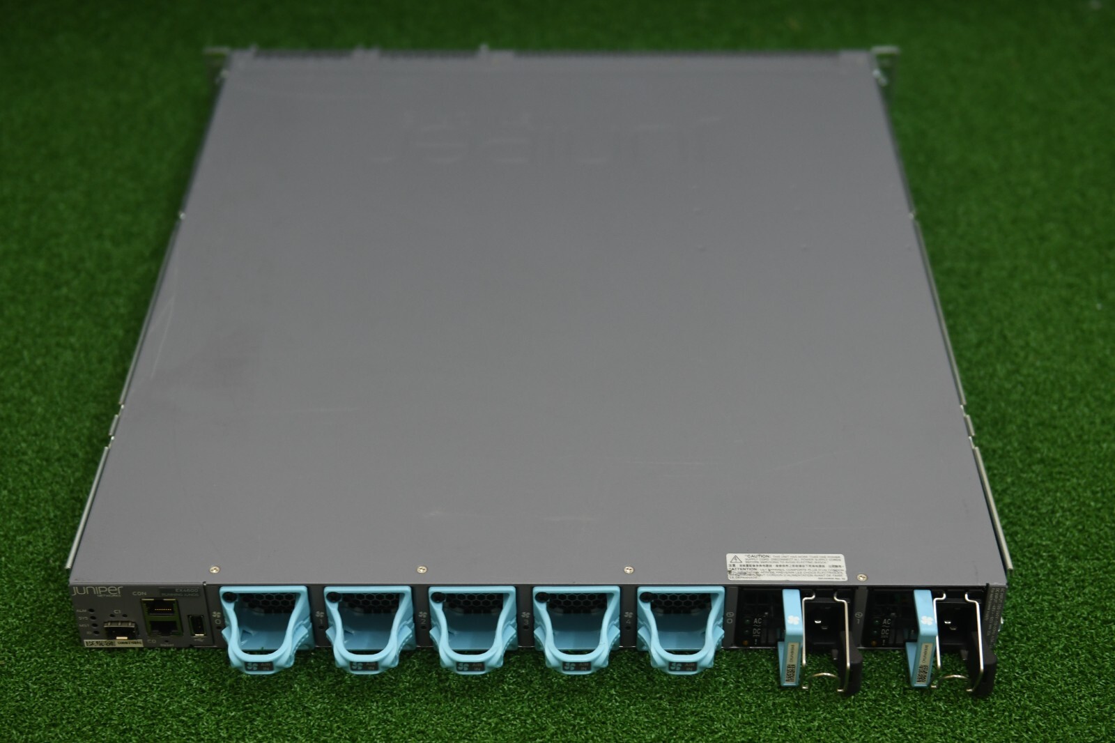 Juniper EX4600-40F-AFI 24x SFP+ 4x QSFP+ Switch w/ 2x EX4600-EM-8F + 2x ...