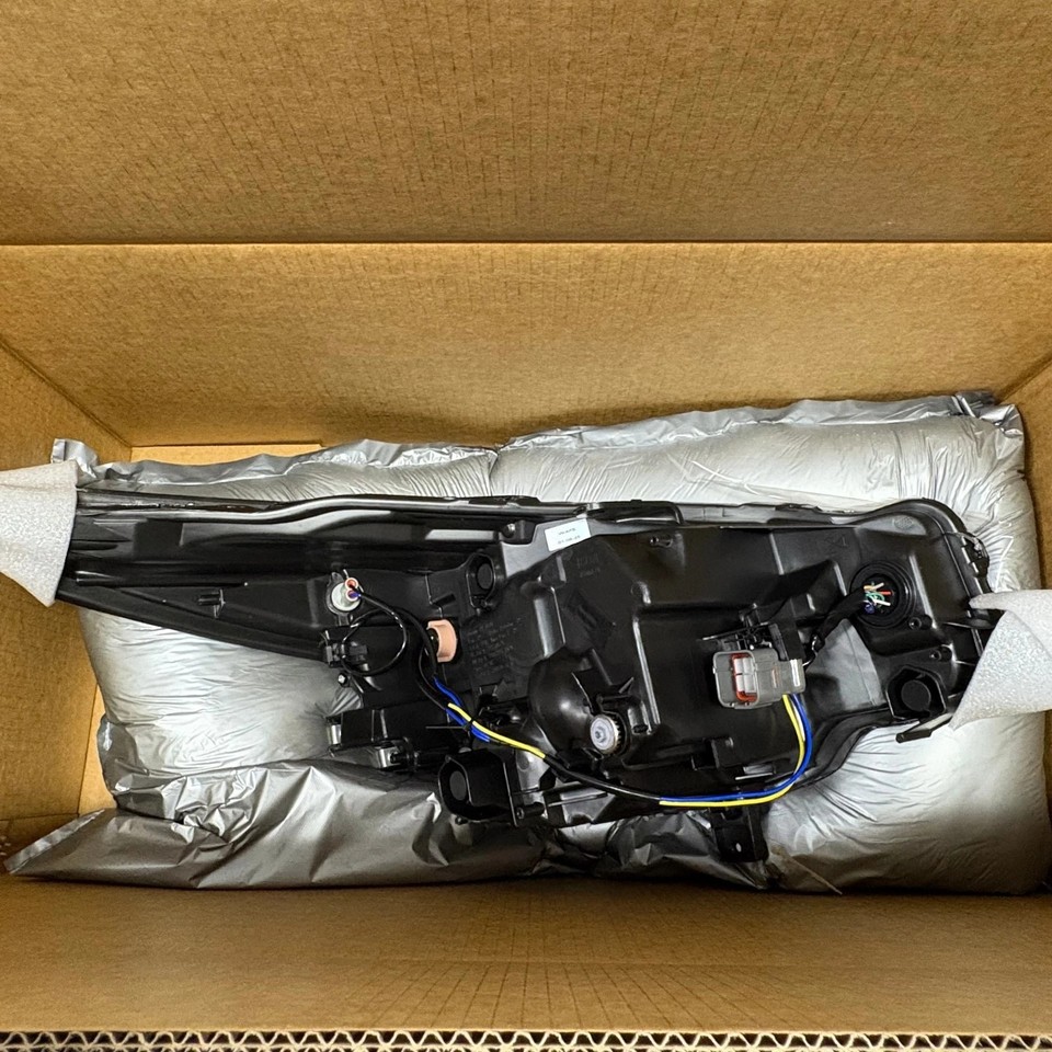 Driver side LED Headlight Assy For 2024-2025 Subaru Impreza Crosstrek W ...