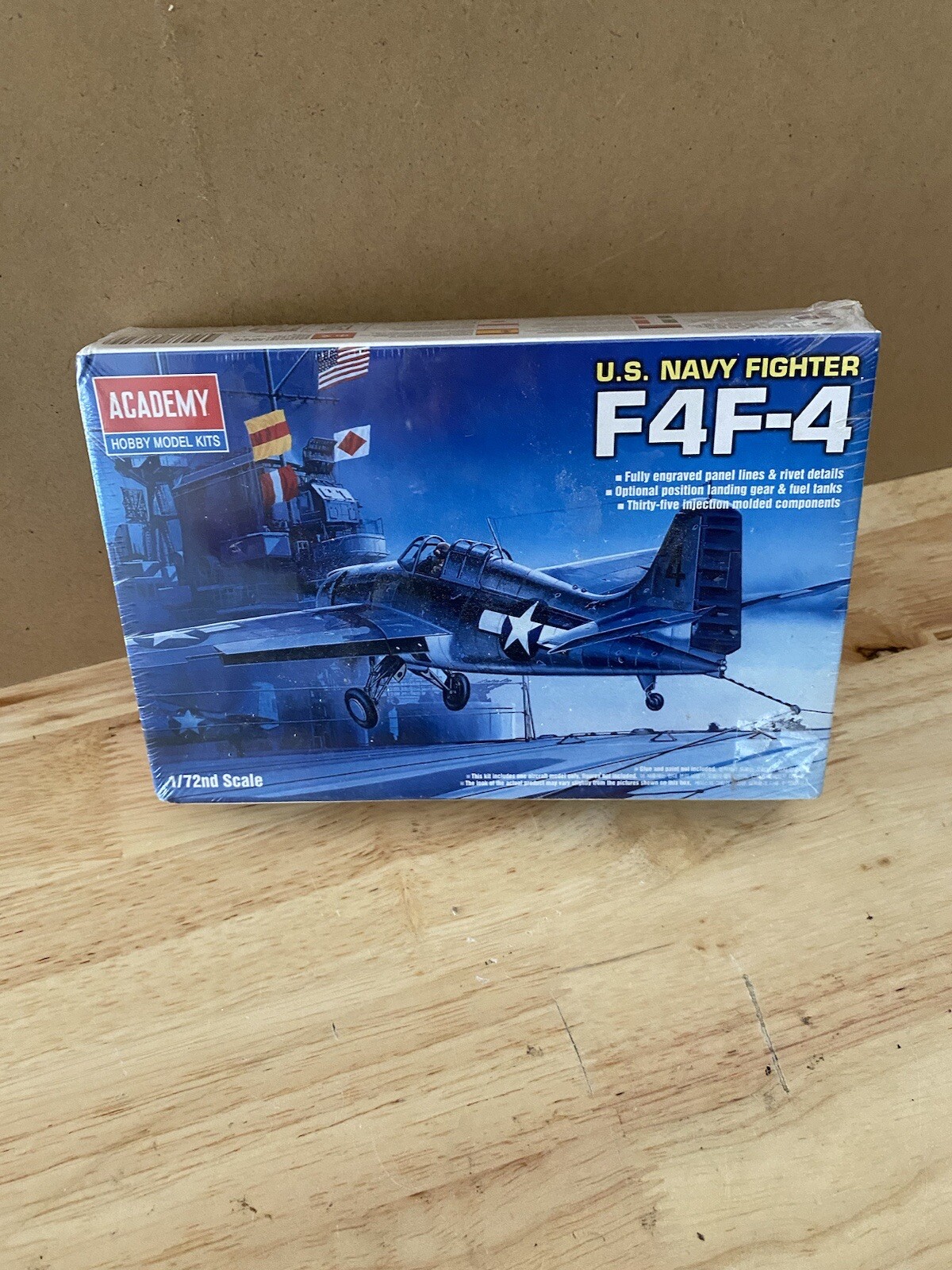 ACADEMY HOBBY MODEL KIT US Navy Fighter F4F-4 Scale 1/72. (D) | eBay