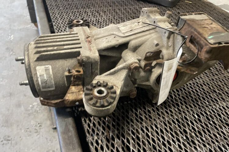 2007-2017 Jeep Patriot Compass Rear Differential Carrier Assembly ...