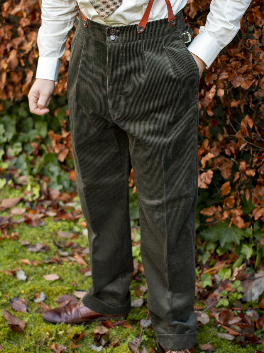 1930s 1940s Style Edwin Vintage Style Corduroy Pants - Moss 1930s 1940s Style Edwin Vintage Style Corduroy Pants - Moss