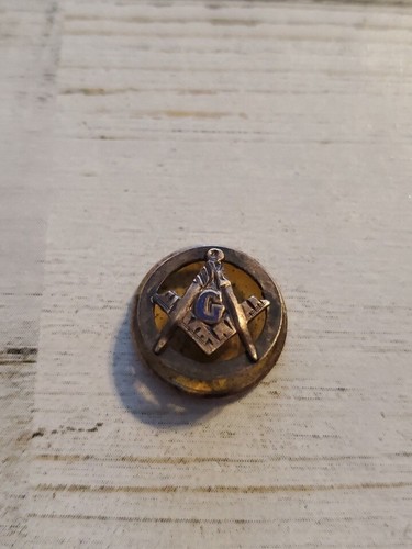 MASONIC COMPASS & SQUARE FREEMASONS 'G' SCREWBACK Pin C8 | eBay