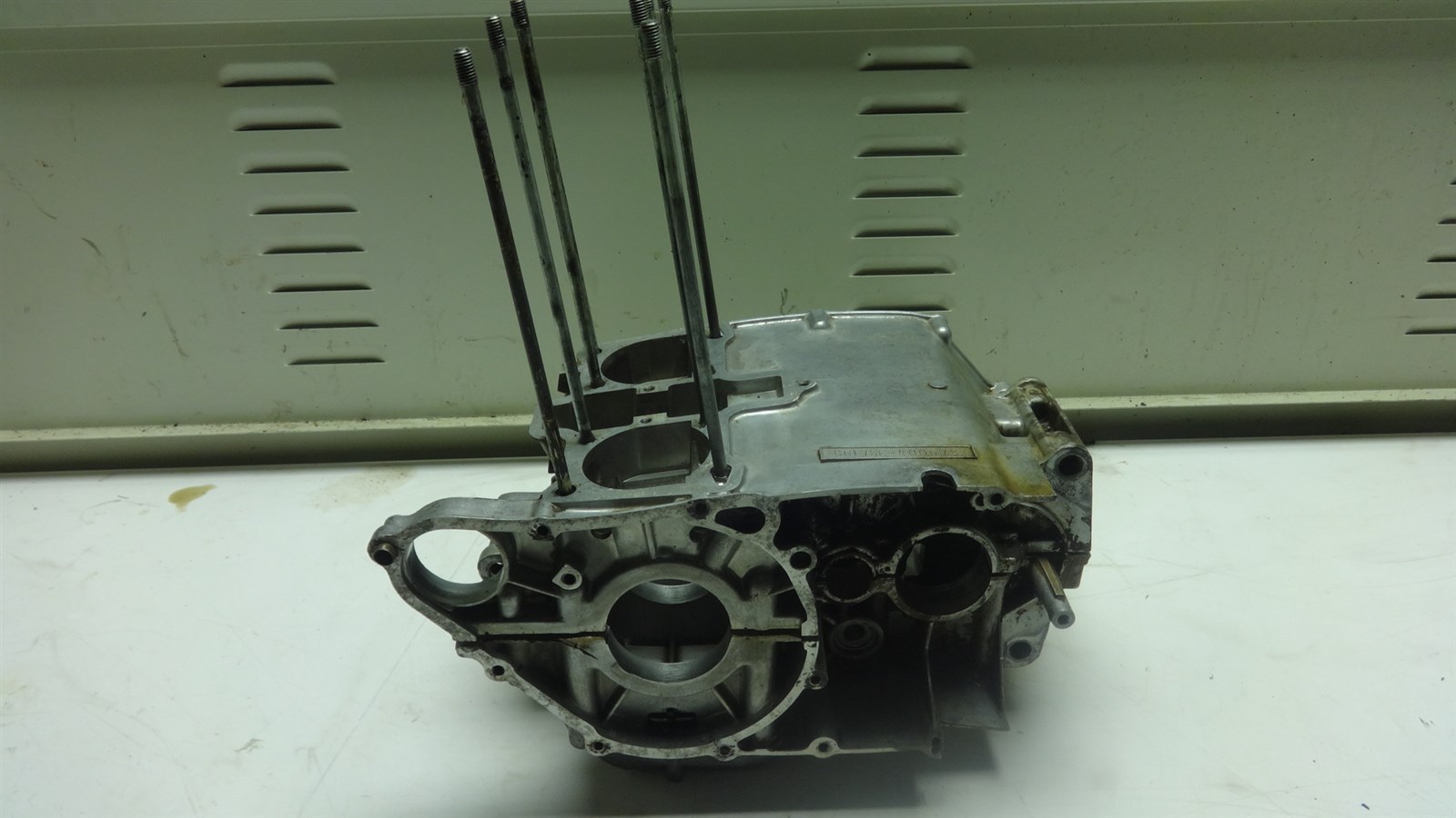 70 HONDA CB175 CB 175 HM172B ENGINE TRANSMISSION CRANKCASE CASES | eBay