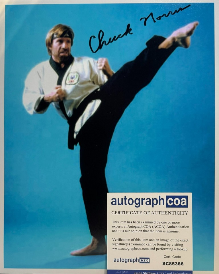 CHUCK NORRIS signed Autogramm 20x25cm INVASION USA in Person autograph ...