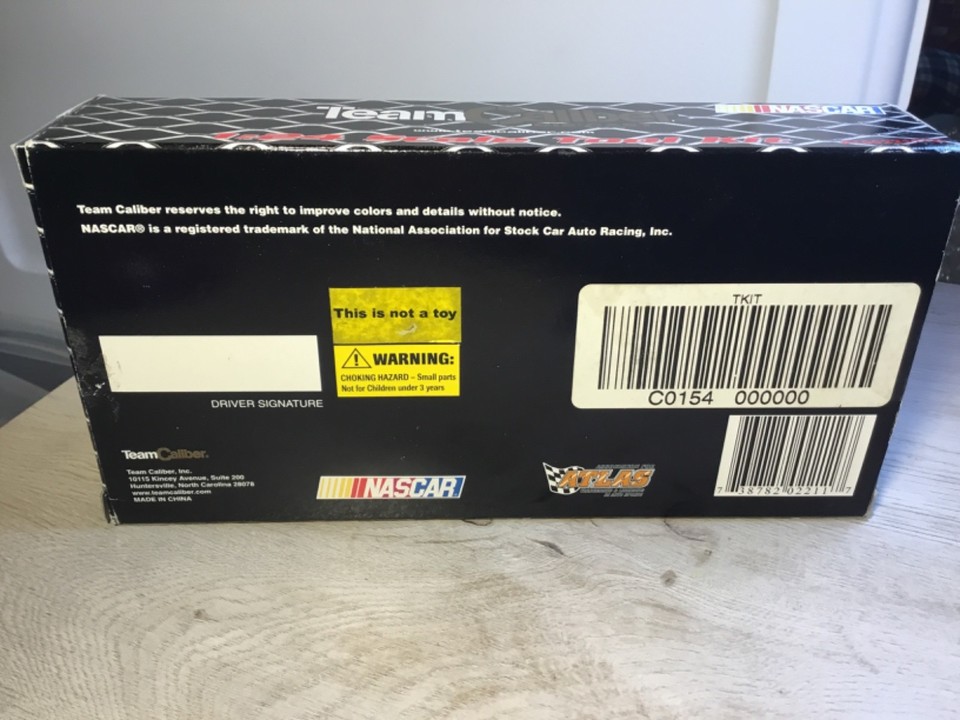 XRARE 1:24 TEAM CALIBER NASCAR PIT CREW DieCast DIORAMA SHOP TOOLS SET ...
