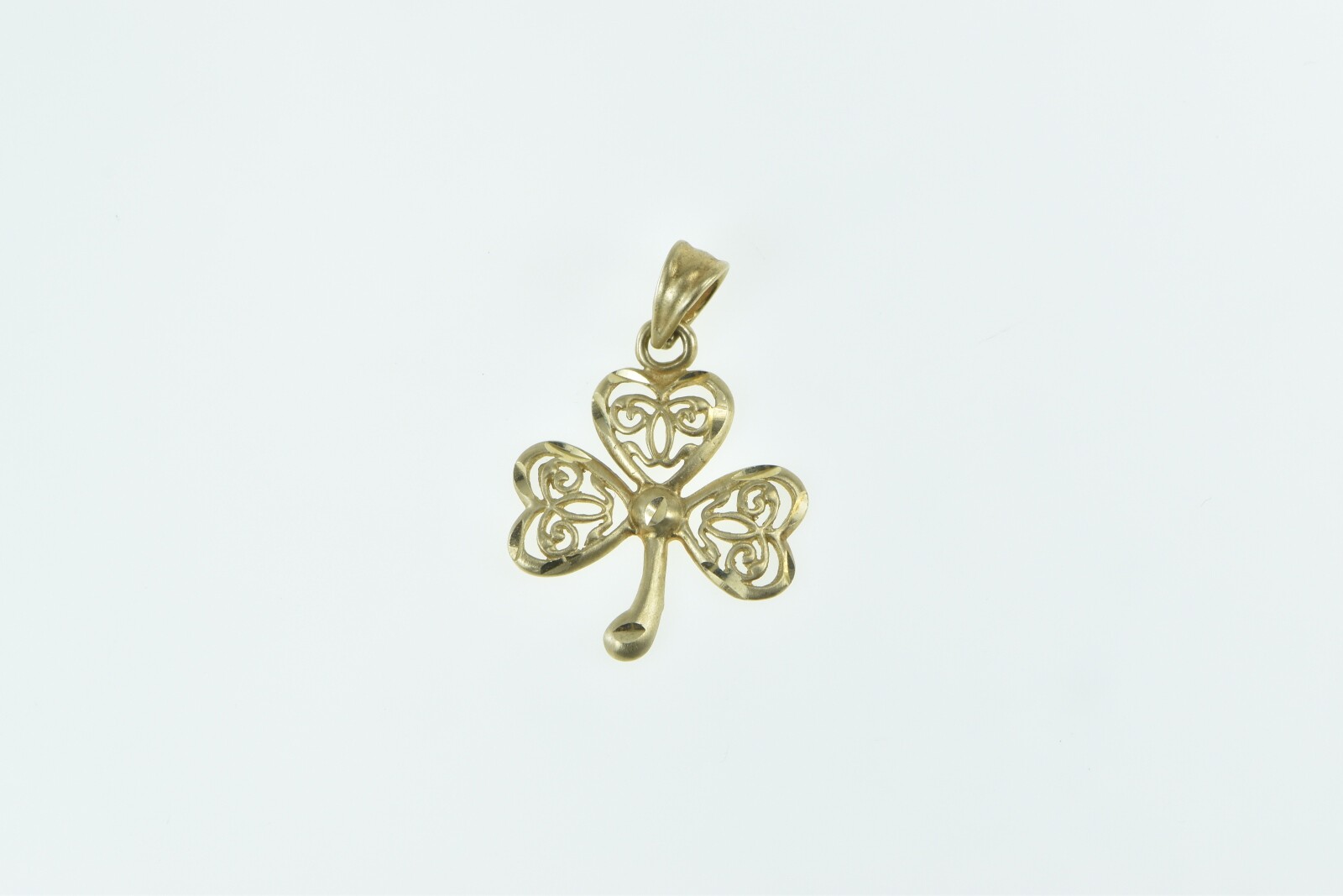 14K Filigree Clover Shamrock Good Luck Charm/Pendant … - Gem