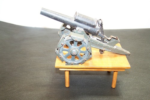 TOY TIN WWI GERMAN TRENCH SWAMP WHEELED CAP GUN SIGNAL CANNON. MARLKIN ...