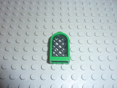 LEGO Green Rounded window 30044 with Window 1 x 2 x 2 Ref 30046 Set ...