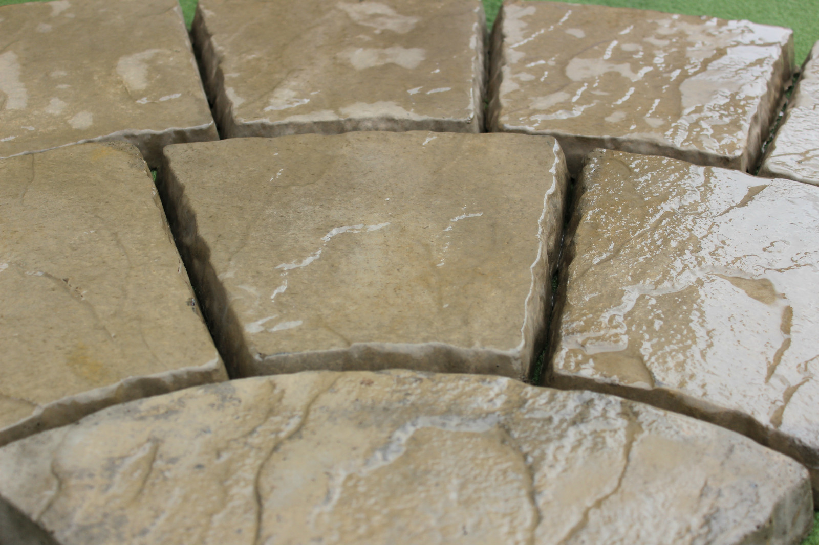 90 degree corner / Quarter circle patio yorkshire buff stone set 900mm ...