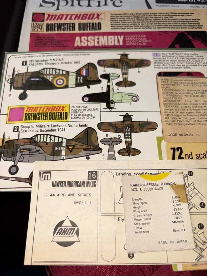 VTG Lot 12 Model Airplane Kit Pieces Spitfire Hawk Stinson Tiger Moth ...