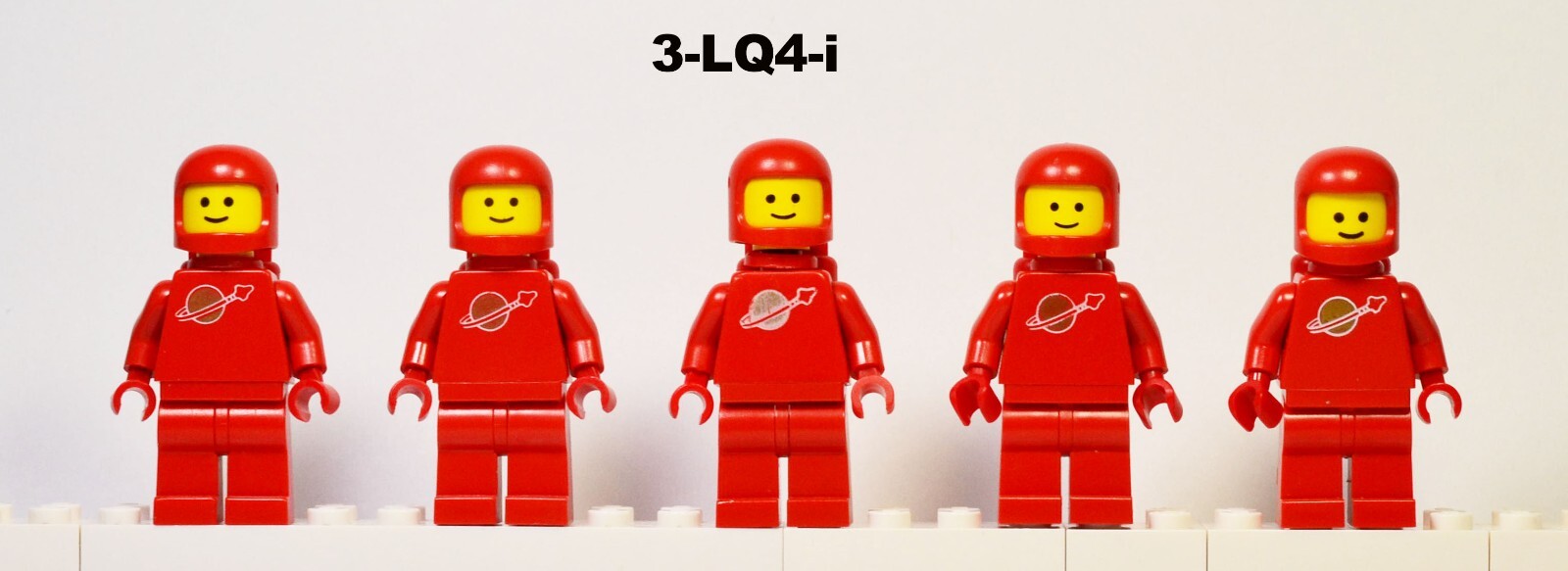 Lego Classic Space Minifigures Lot of 5 Red Spaceman/Astronaut Vintage ...