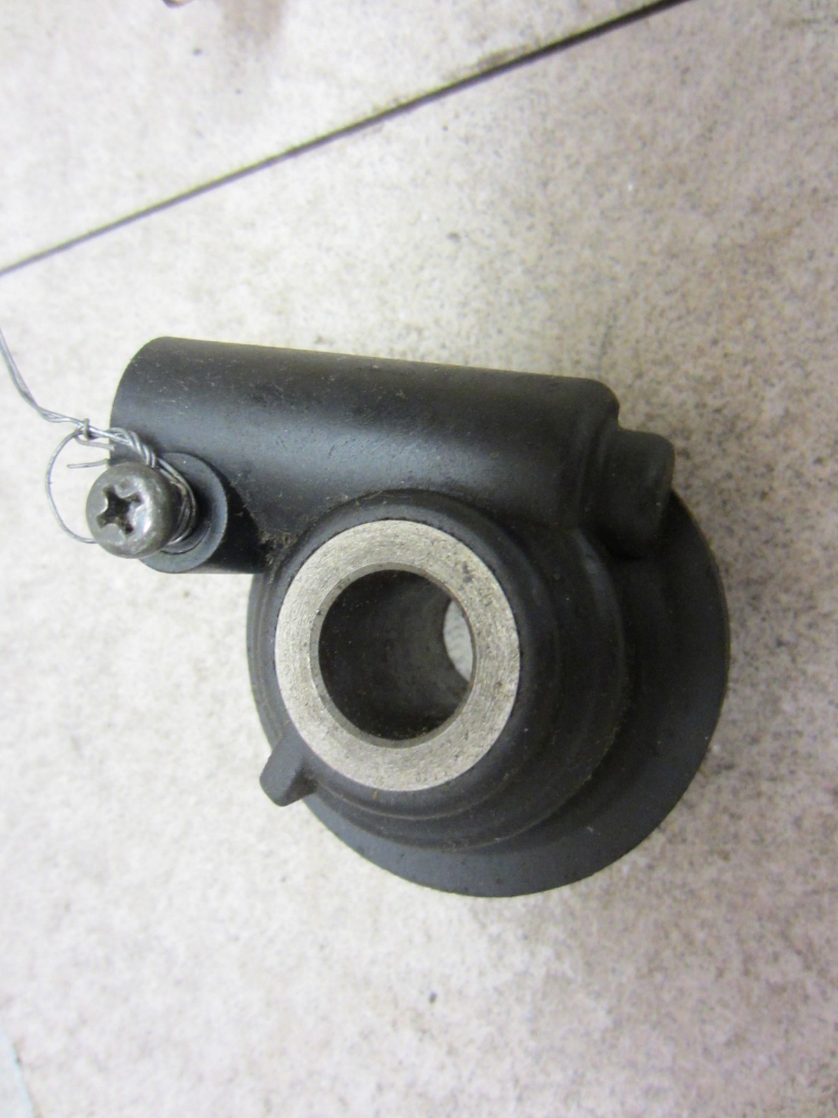 04-09 SUZUKI GS500F GS500 GS OEM SPEED DRIVE GEAR HUB with CABLE | eBay