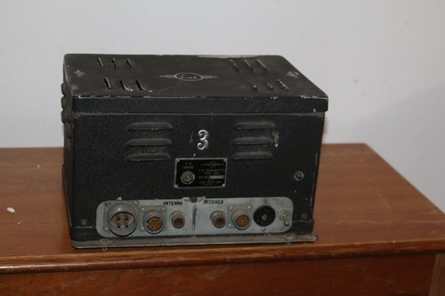 VTG. MILITARY LINK RADIO VHF FM TRANSMITTER TYPE 1906 W/DYNAMOTOR | eBay