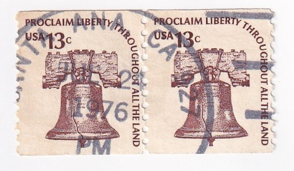 STAMP US SCOTT 1618 "Liberty Bell" 13 CENT 1975 USED PAIR DATE CANCEL ...