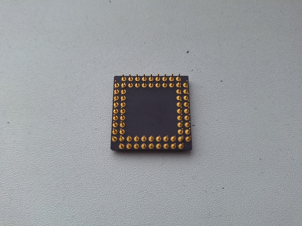 NEC D70216R-8 16Bit x86 V50 CPU 8MHz rare vintage CPU GOLD | eBay