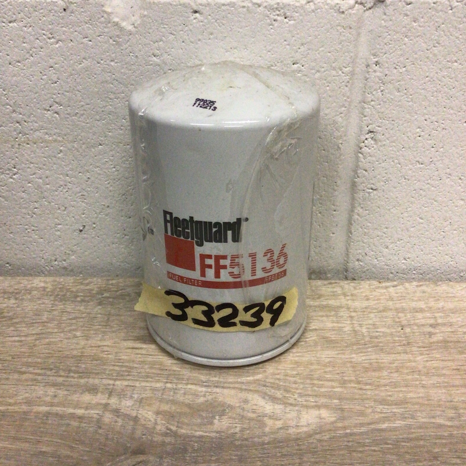 FLEETGUARD FF5136 - Fuel filter cross reference