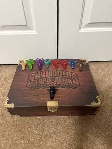 Skylanders Trap Team 9 LOT Trap Crystals Collector Storage Case Box ...