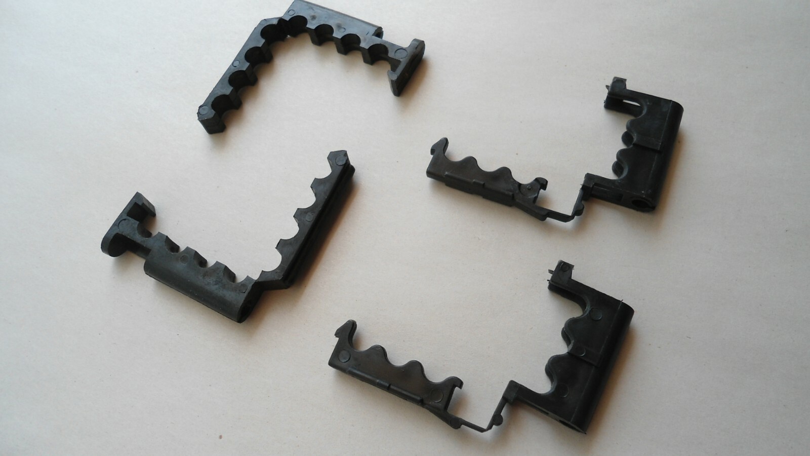 4 NOS SPARK PLUG WIRE RETAINERS! FITS CAMARO NOVA TRANS AM C10 CHEVELLE ...