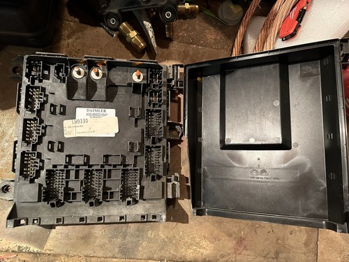 A06-95632-004 Oem Freightliner Body Controller Config Ssam Module USED ...