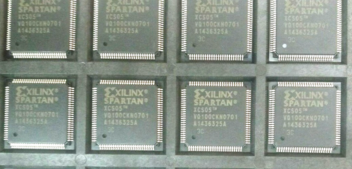 1Pezzo XCS05 (TM) VQ100 CKN 0701 3C XILINX Spartan FPGA VQFP100 | eBay