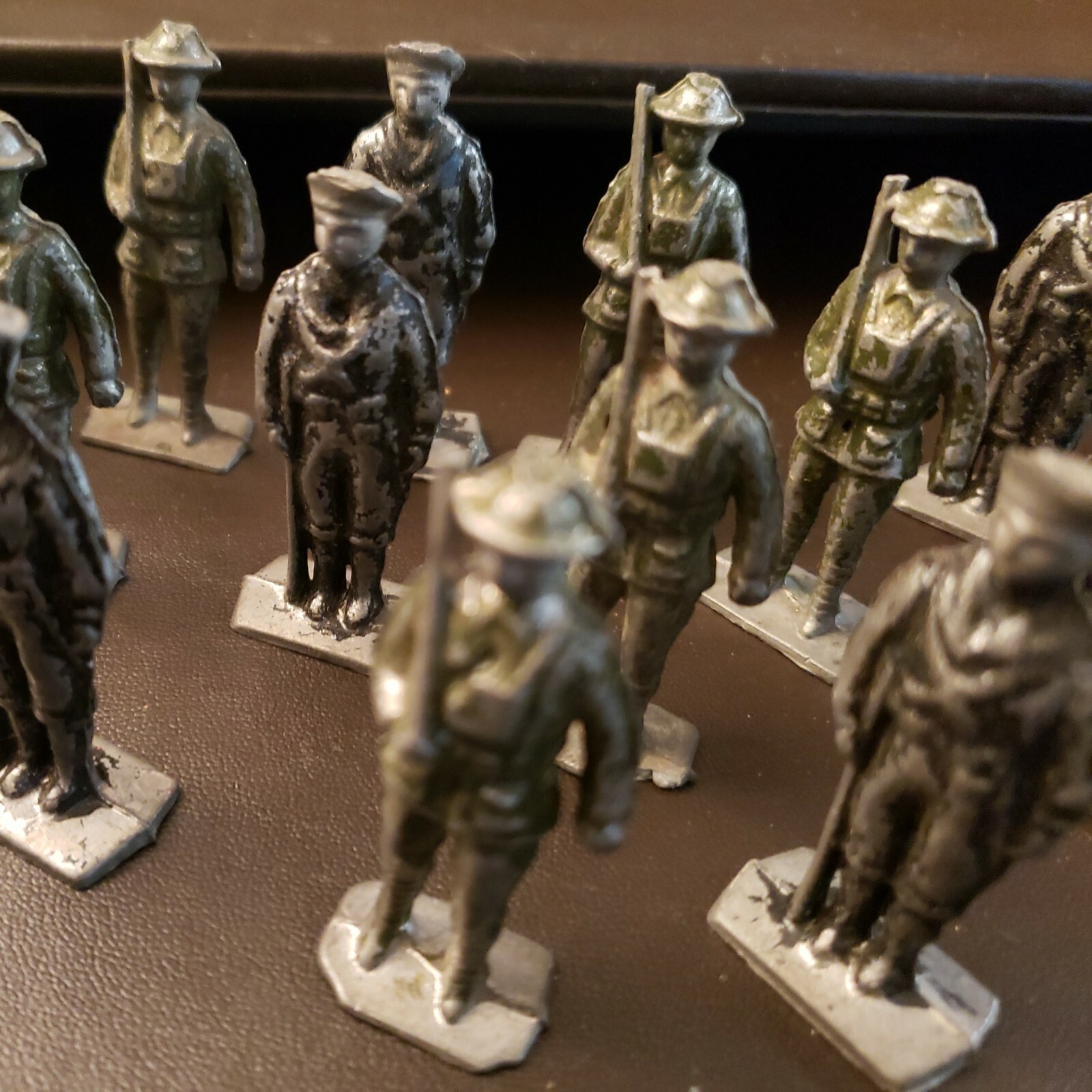 Old WAR Vintage Cast Iron Lead Metal Military Toy Soldiers Army Men 15 ...