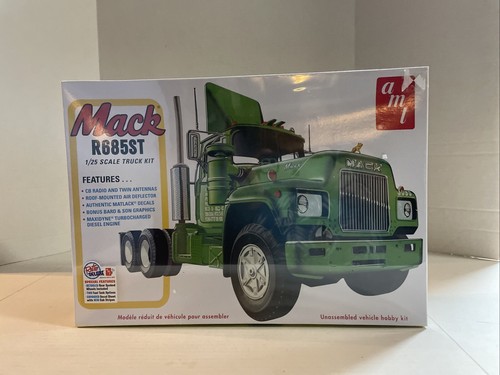 AMT 1/25 scale Mack R Tractor Model Kit | eBay