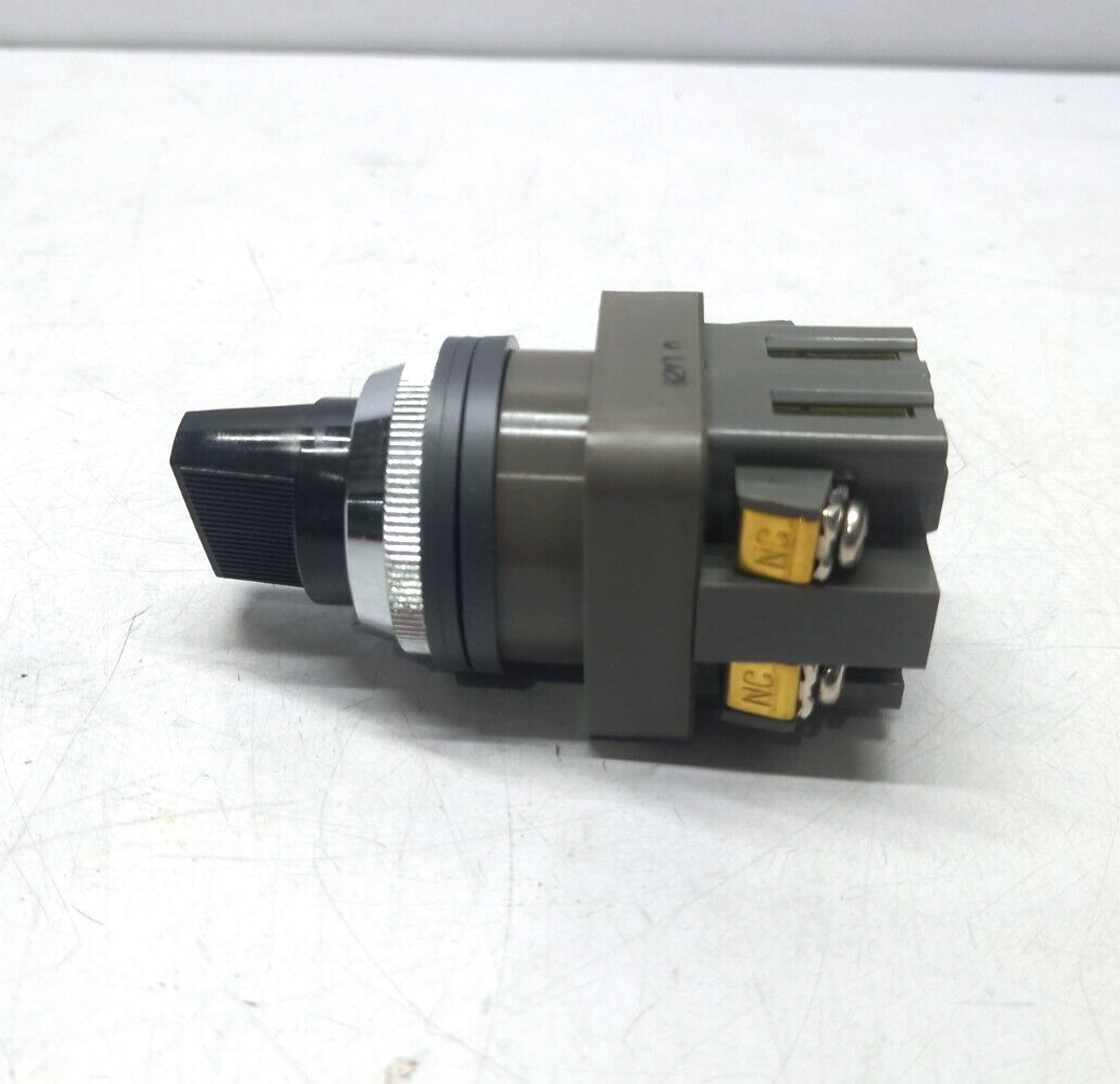 IDEC ASTN1611 Wahlschalter Astn 41-10570 | eBay.de