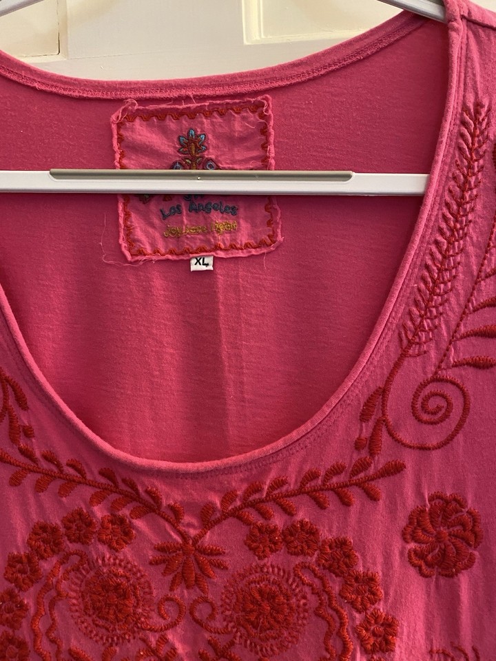 JOHNNY WAS Pink / Red Heart Scoop Neck Embroidered T-Shirt XL | eBay