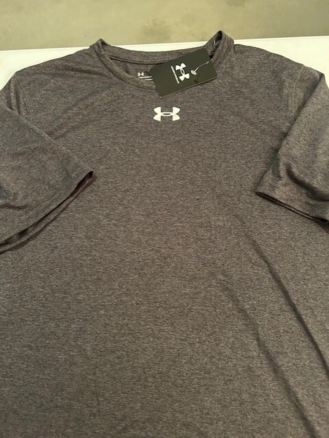 Under Armour locker 2.0 mens tee 1305775 carbon heather NEW S small 090 ...