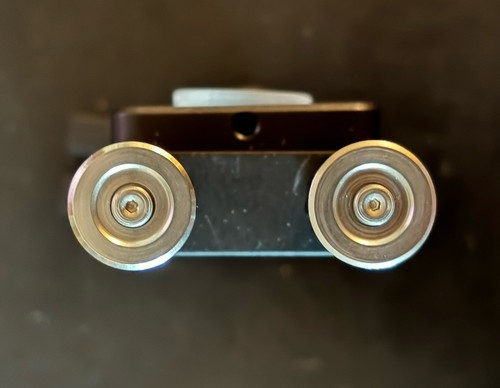 New! ThorLabs VM1 - Kinematic Mount with Vertical Drive, Ø1" Optics, 8 ...