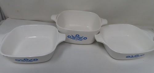 Lot 3 Corning Ware Two Petite Pans p-41 One p-43b 22 oz Blue Cornflower ...