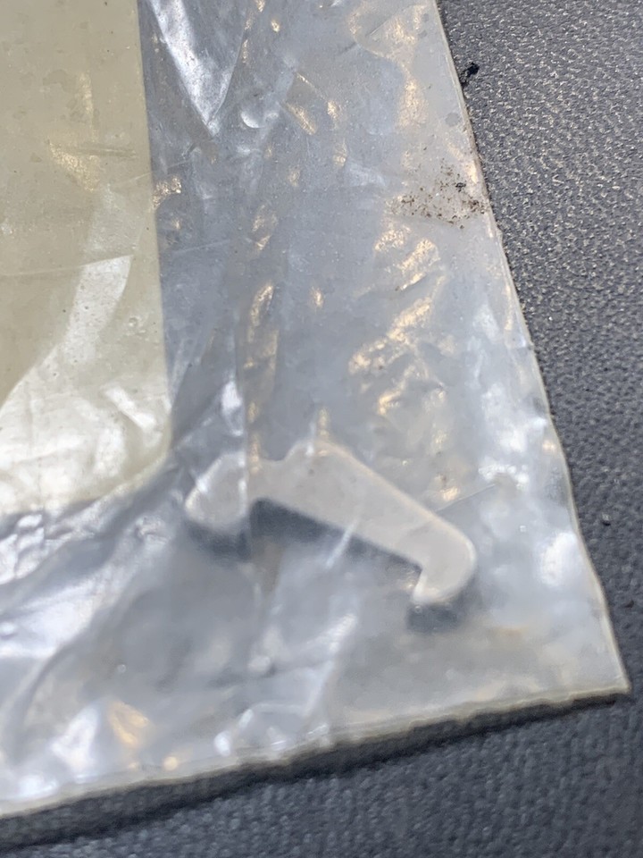 Ruger 10-22 EXTRACTOR L1231 #B14 NEW OLD STOCK BAGGED | eBay