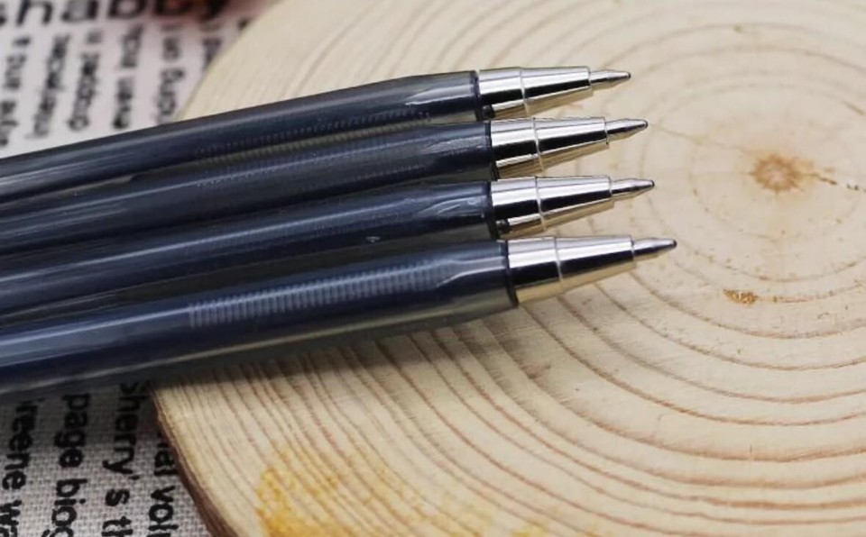 5/10 x Free Horse Super Smooth 0.7mm Ballpoint Pen (Black / Red ...