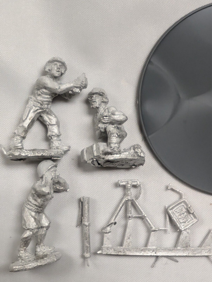 USMC 81mm Mortar Bolt Action 28mm Metal WWII US Marines Warlord Games ...