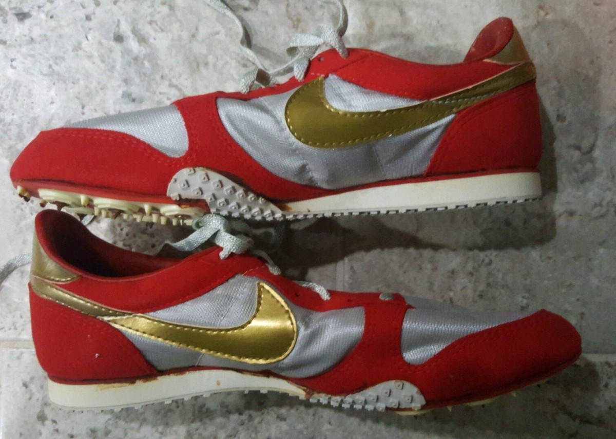 VINTAGE 1985 NIKE FLAME TECH TRACK SHOES WITH ORIGINAL BOX VINTAGE 1985 NIKE FLAME TECH TRACK SHOES WITH ORIGINAL BOX