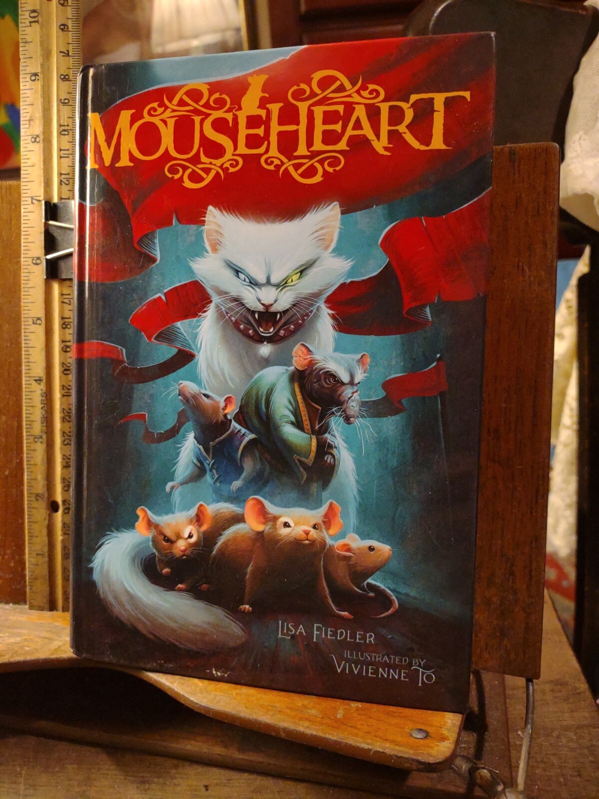 Mouseheart Vol. 1 By Lisa Fiedler Illustrations By Vivienne To ...