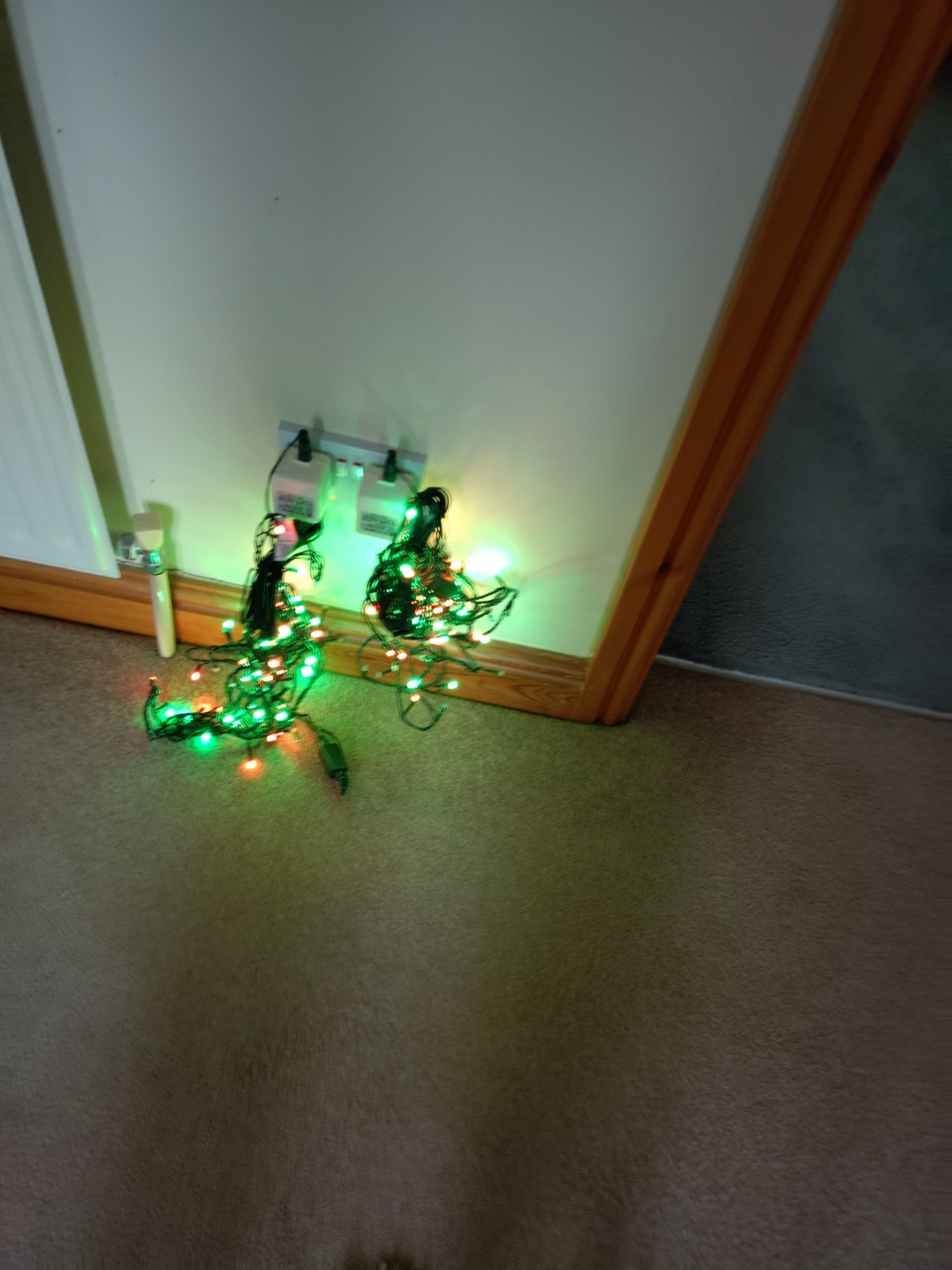 Coloured Xmas tree lights, flashing, chasing, still etc, approx. 10m ...