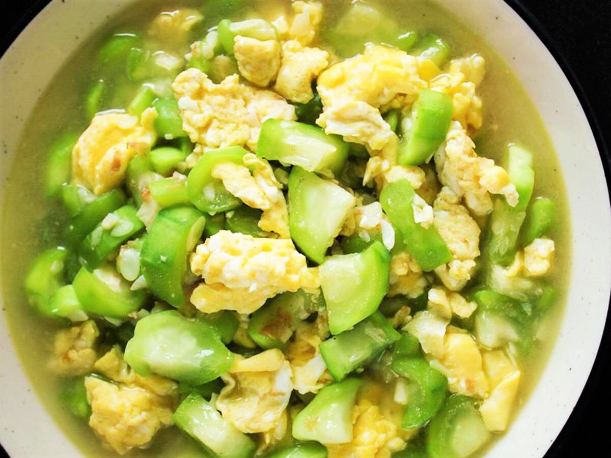 Emerald Luffa Gourd Seeds | Smooth Long Loofah Snake Melon USA Asian ...