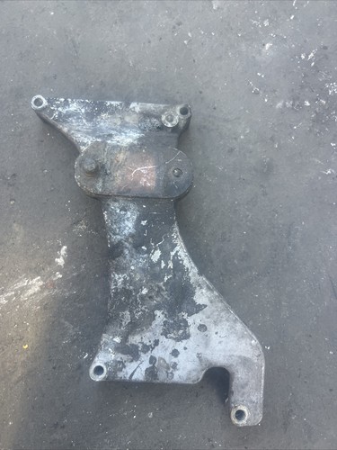 Detroit Diesel DD15 Engine Rear Air Cleaner Bracket A4710941741 | eBay