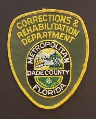 VINTAGE OBSOLETE PATCH / CORRECTIONS DEPARTMENT / DADE COUNTY / FLORIDA ...