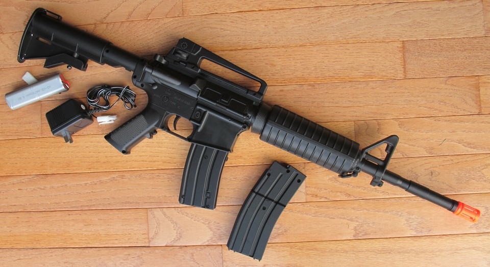 M4A1 Carbine Style Auto Electric Airsoft Gun with Two Magazine | eBay