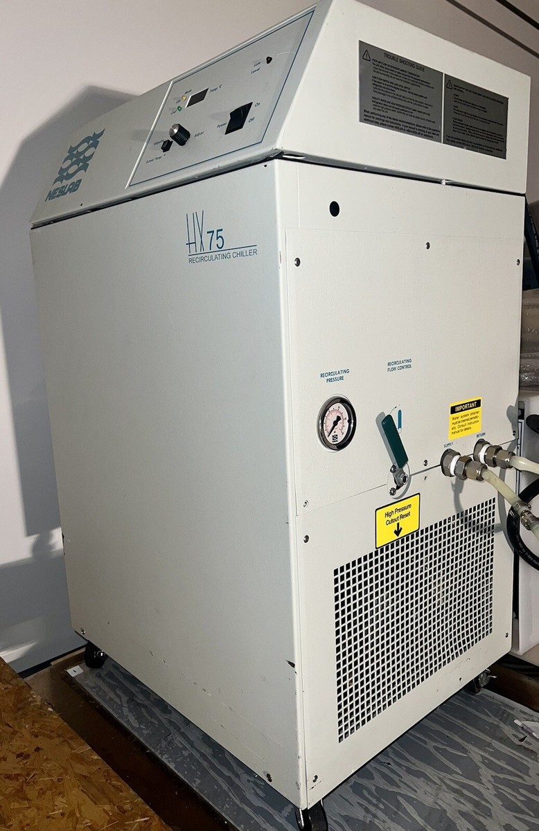 Neslab Recirculating Chiller