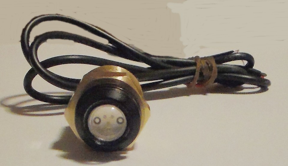 WHITE LED BOAT PLUG LIGHT GARBOARD BRASS DRAIN 1/2" NPT MARINE ...