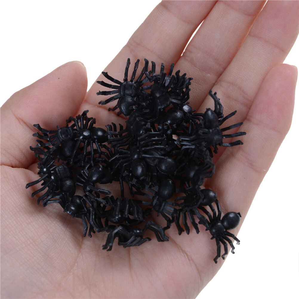 50pcs Small Black Plastic Fake Spider Toys Halloween Funny Joke Prank ...