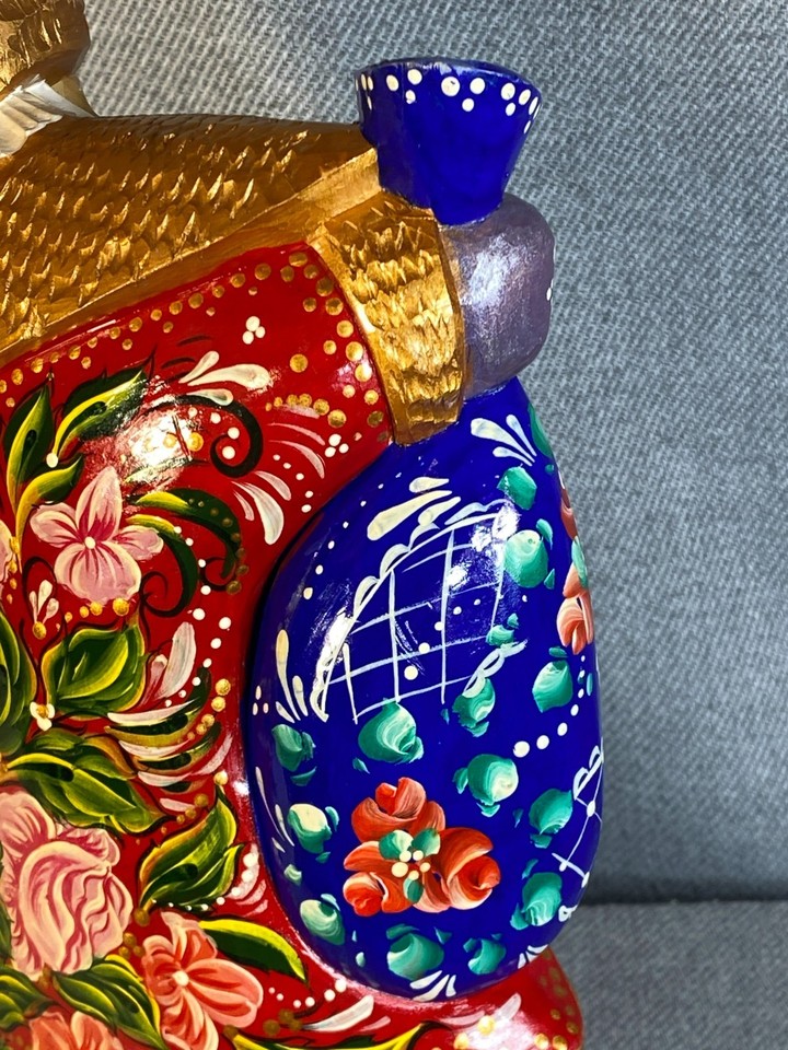 Hand-Carved Russian Wooden Santa Ded Moroz w/Nativity Scene Excellent ...