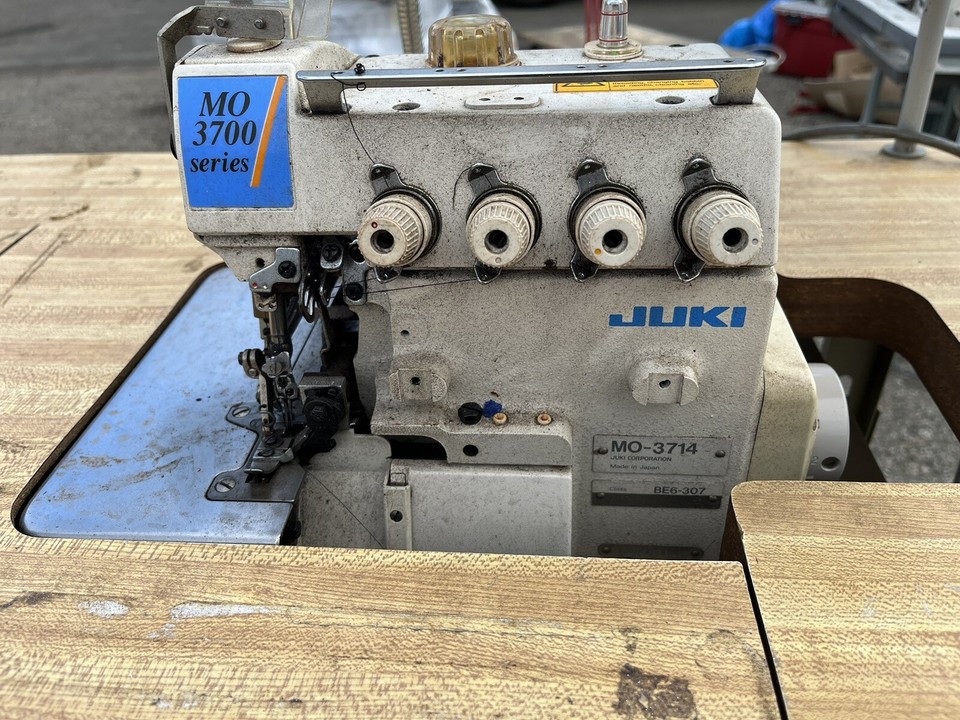 JUKI MO-3714 Industrial 4-Thread Overlock Sewing Machine W. Table ...